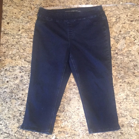 Chico's | Jeans | Chicos Perfect Stretch Size 5 Jean Capri Crops | Poshmark